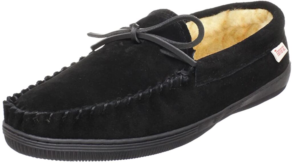 10 Best Mens Moccasin Slippers Reviews & Buyers Guide 2020